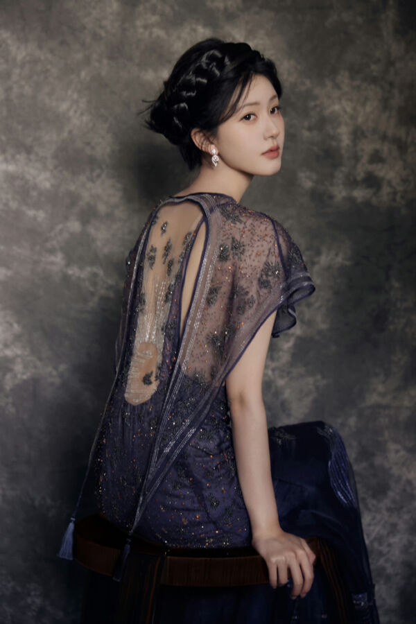 Rosy Zhao ( Zhao Lusi) gorgeous in Julien Fournié